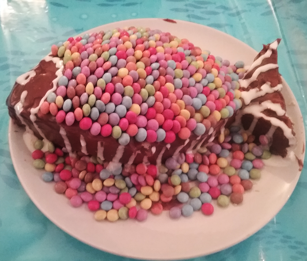 The “Smarties Fish” Cake – Nom Num Nyum